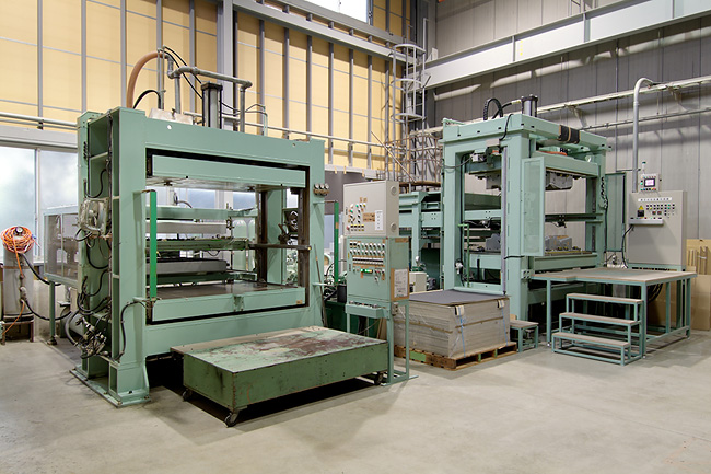 Vacuum molding machine (VAC machine)｜DAIWA.MT